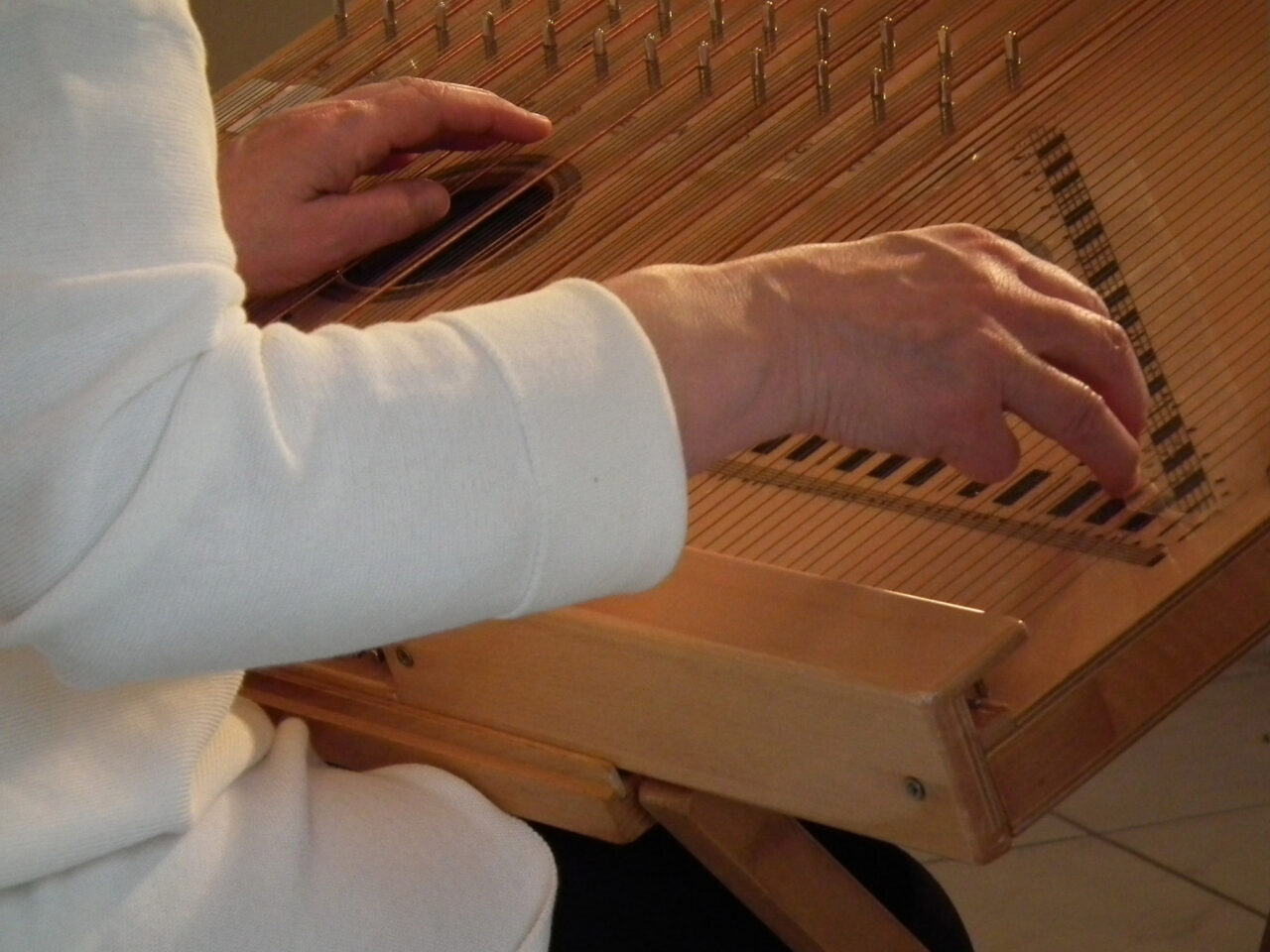 Comment apprendre la cithare ou le psaltérion?